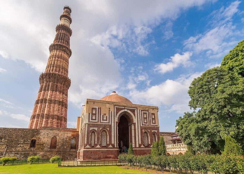 From Delhi: Private 5-Day Golden Triangle Tour Love Triangle - Day 2: From Delhi to Agra