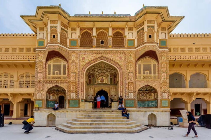 From Delhi: Private Full-Day Jaipur Highlights Tour - Authenticity and Guide Expertise