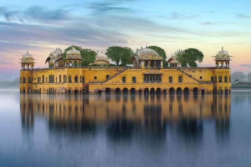From Delhi: Private Jaipur & Amber Fort Guided Tour by Car - The Sum Up