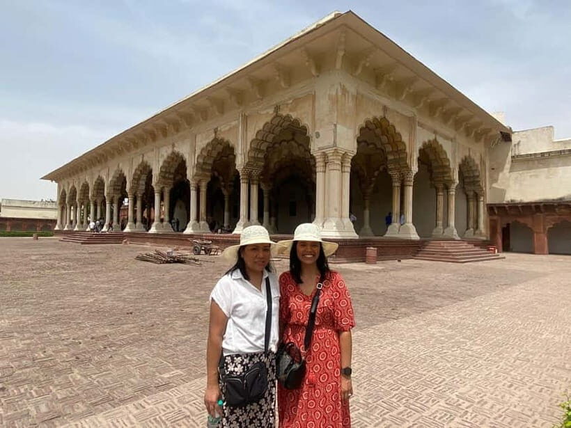 From Delhi: Private Layover Taj Mahal Day Tour By Car - The Itinerary: What to Expect
