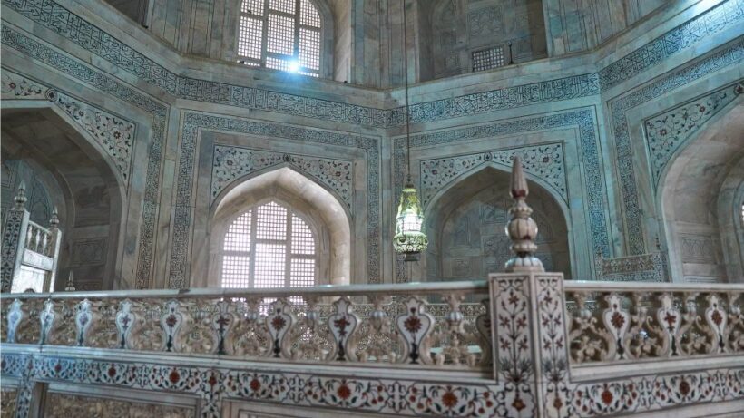 From Delhi: Private Taj Mahal & Agra Fort Day Trip by AC Car - FAQ