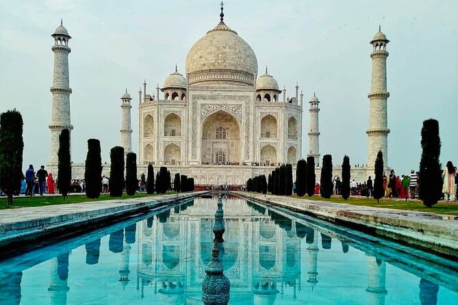 From Delhi: Private Taj Mahal day tour by Car - FAQ