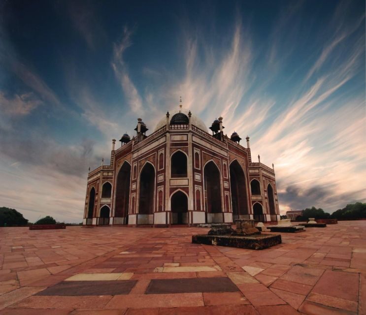 From Delhi:-Privet Tajmahal Agra Fort & Fatehpur Day Trip - Authentic Experiences and Some Caveats