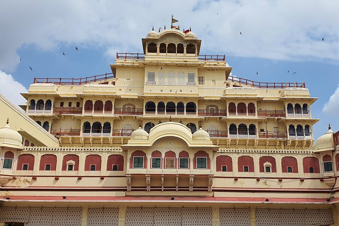 From Delhi: Same Day Amer Fort & Jaipur Tour By Car - FAQs