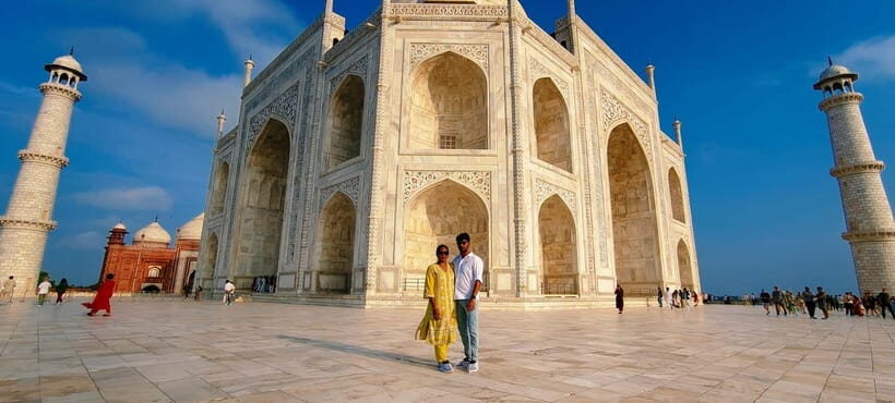 From Delhi: Skip-the-Line Taj Mahal, Agra Fort & Baby Taj - A Taste of India: Lunch Break