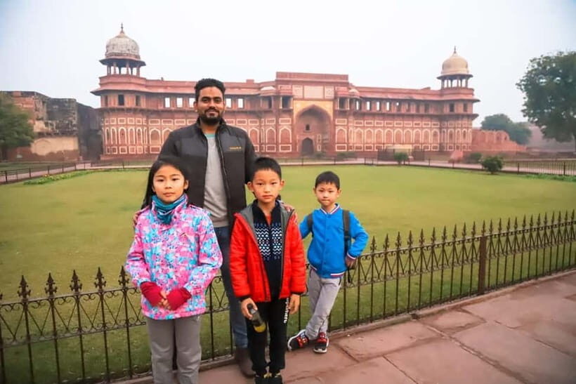 From Delhi: Sunrise Taj Mahal & Agra Day Trip With 5* Lunch - Key Points