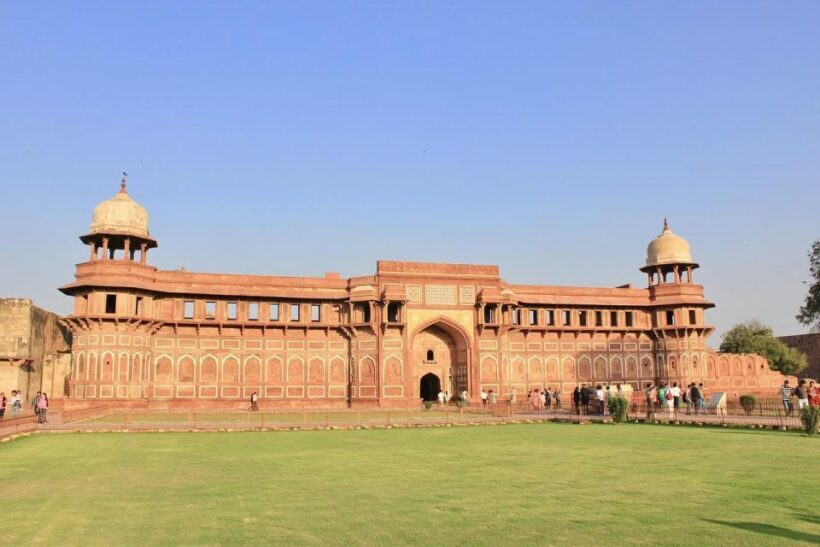 From Delhi: Sunrise Taj Mahal, Agra Fort & Baby Taj Day Trip - Key Points