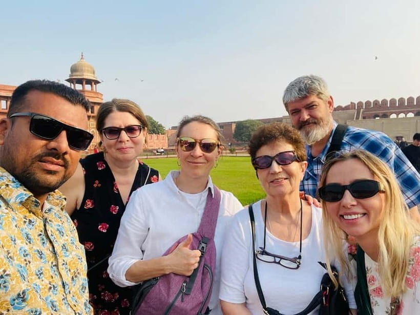 From Delhi: Sunrise Taj Mahal , Agra Fort & Baby Taj Tour - The value of this tour