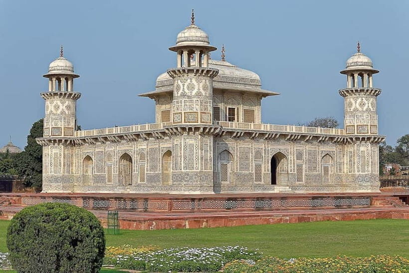 From Delhi: Sunrise Taj Mahal Tour To Agra - FAQ