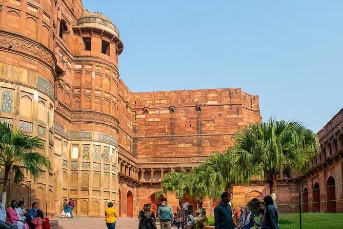 From Delhi: Taj Mahal, Agra Fort and Baby Taj Private Day Tour - Who Should Consider This Tour?