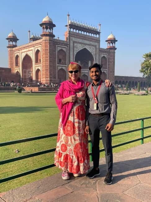 From Delhi: Taj Mahal & Agra Fort Day Tour with Female Guide - The Experience from Other Travelers