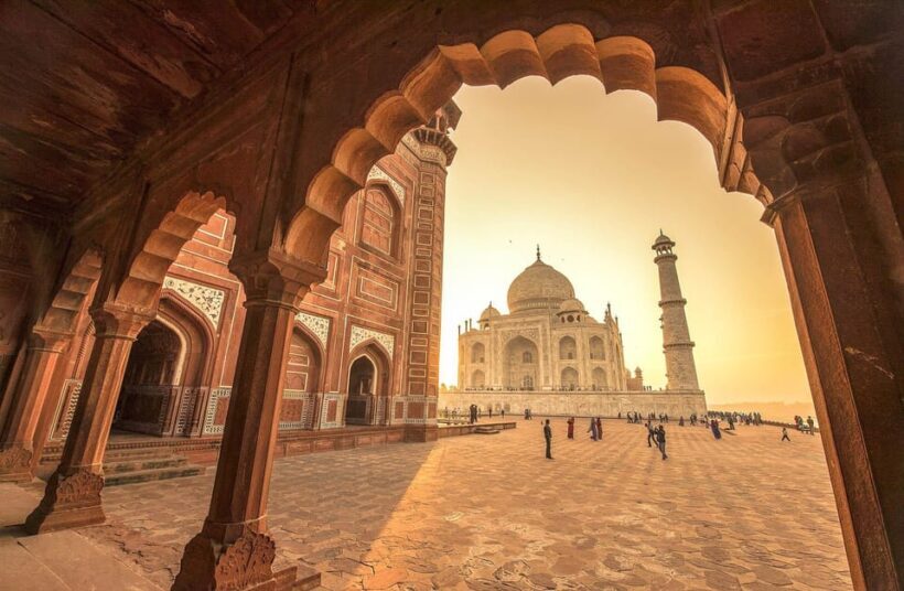 From Delhi: Taj Mahal & Agra Fort Tour by Car with 5* Lunch - Optional Visit to Itimad-ud-Daulah (Baby Taj)