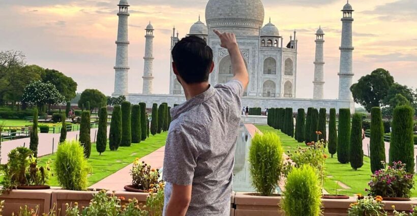 From Delhi : Taj Mahal & Agra Private Day Tour by Car - A Day in Agra: What to Expect