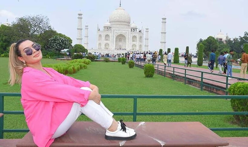 From Delhi: Taj Mahal & Agra Private Day Trip by AC Car - In-Depth Look at Each Stop