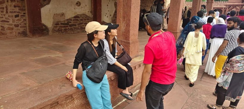 From Delhi: Taj Mahal & Agra Tour by Gatimaan Express Train - Key Points