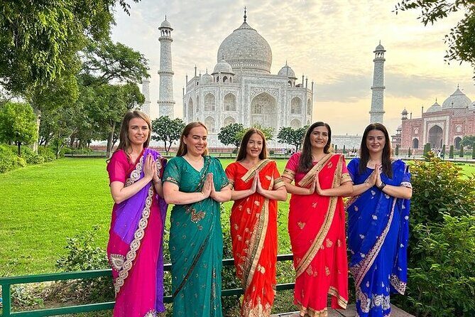 From Delhi : Taj Mahal Photoshoot in Indian Ethnic dresses - The Itinerary: What to Expect