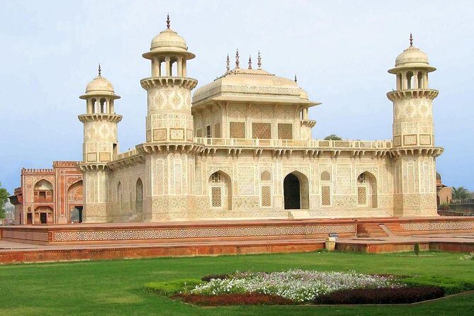 From Delhi: Taj Mahal Sunrise Private Day Trip with Transfers - Transportation and Timing