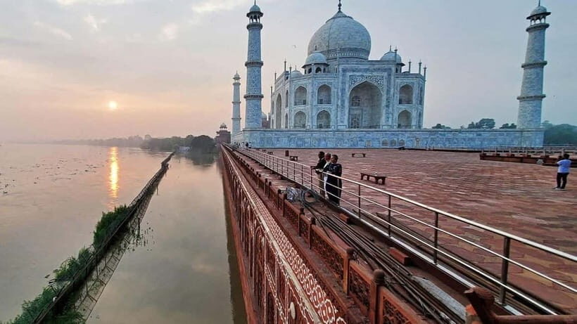 From Delhi: Taj Mahal Tour by Gatimaan Express All-Inclusive - FAQ