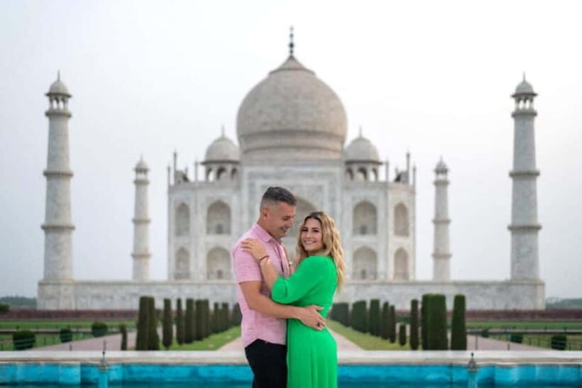 From Delhi: Taj Mahal Tour with Professional Photographer - Key Points