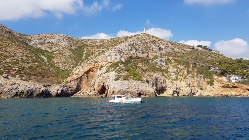 From Denia or Javea: 3 Cape Boat Excursion with Snorkeling - The Boat and Onboard Comfort