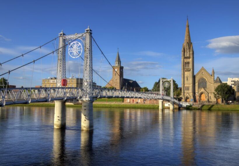 From Edinburgh: 2-Day Loch Ness, Inverness & Highlands Tour - A Smooth Start in Edinburgh