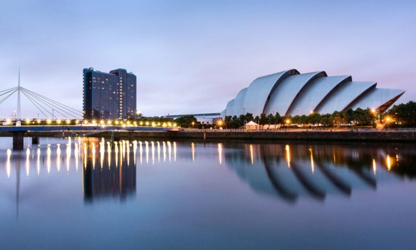 From Edinburgh: Glasgow & Scottish lakes Spanish Tour - Key Points