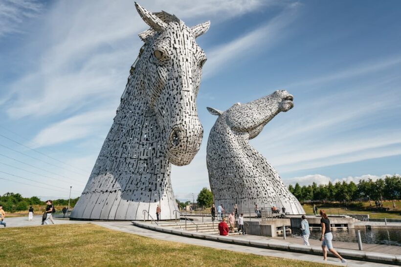 From Edinburgh: Loch Lomond, Stirling Castle & Kelpies Tour - A Deep Dive into the Experience