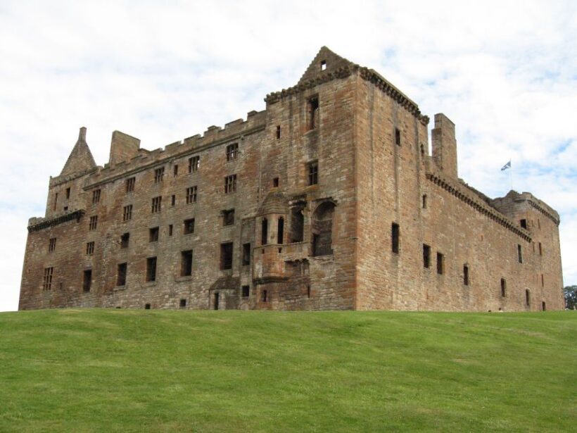 From Edinburgh: Outlander Adventure Day Tour with Entry - Exploring the Outlander Adventure Day Tour from Edinburgh