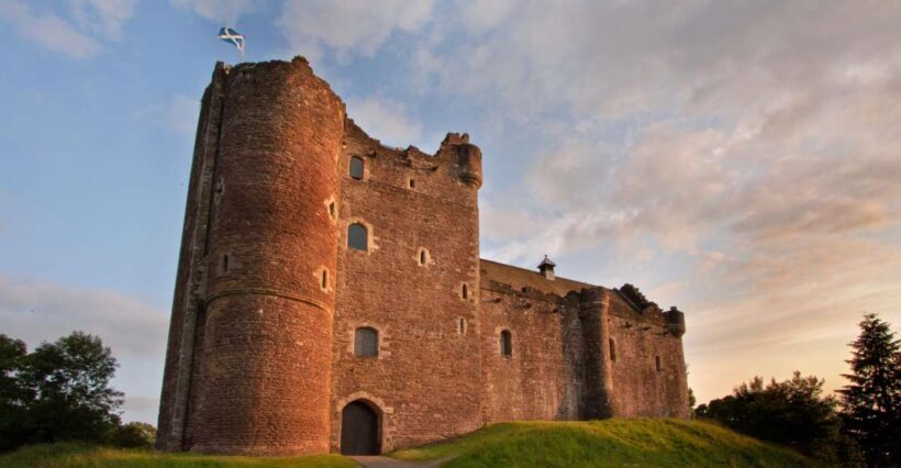 From Edinburgh: Outlander Adventure Day Tour with Entry - Key Points