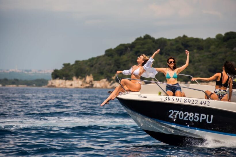 From Fazana: Dolphin watching and snorkeling in Blue Cave - Authentic Feedback and Real Experiences