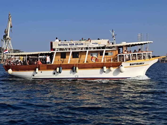 From Fazana: Dolphin watching sightseeing cruise at sunset - The Experience in Detail
