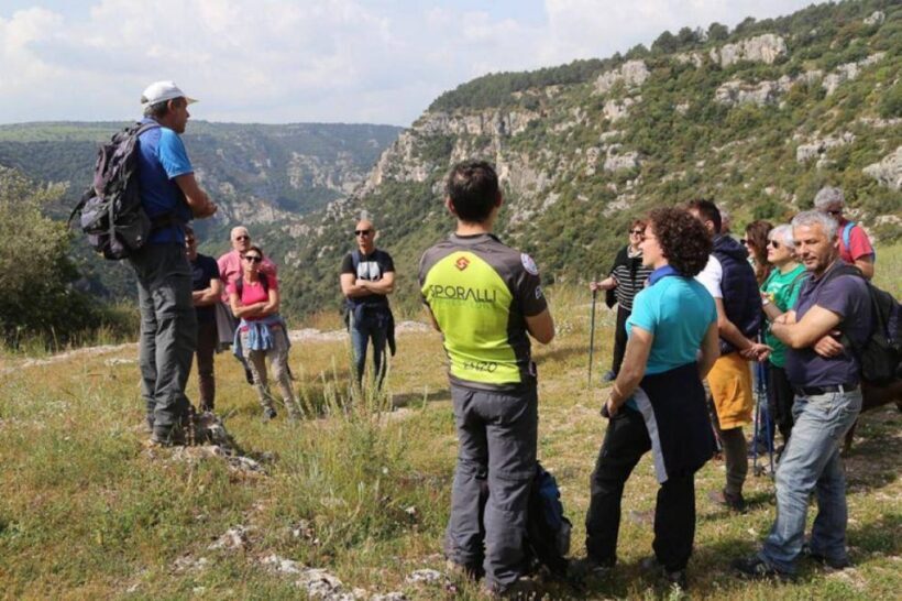From Ferla: Necropolis of Pantalica Guided Day Trip - Practical Tips for Travelers