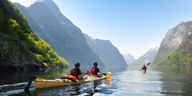 From Flåm: Nærøyfjord 3 Day Kayaking and Camping Tour - An Overview of the Nærøyfjord Kayaking Experience