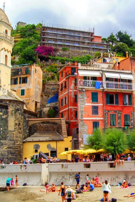 From Florence: Cinque Terre guided tour with Lucca - Key Points