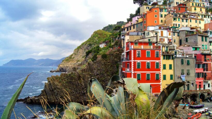 From Florence: Full-Day Private Cinque Terre Tour with Pisa - An In-Depth Look at the Full-Day Private Cinque Terre Tour with Pisa