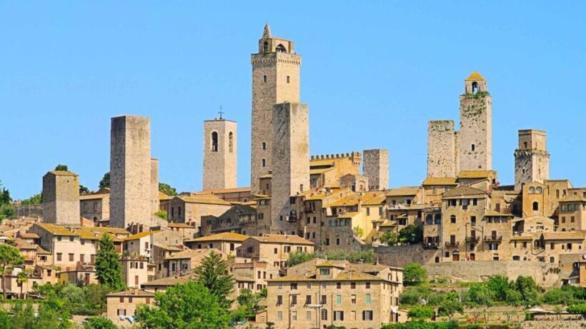 From Florence: PRIVATE Tour of San Gimignano and Volterra - FAQs