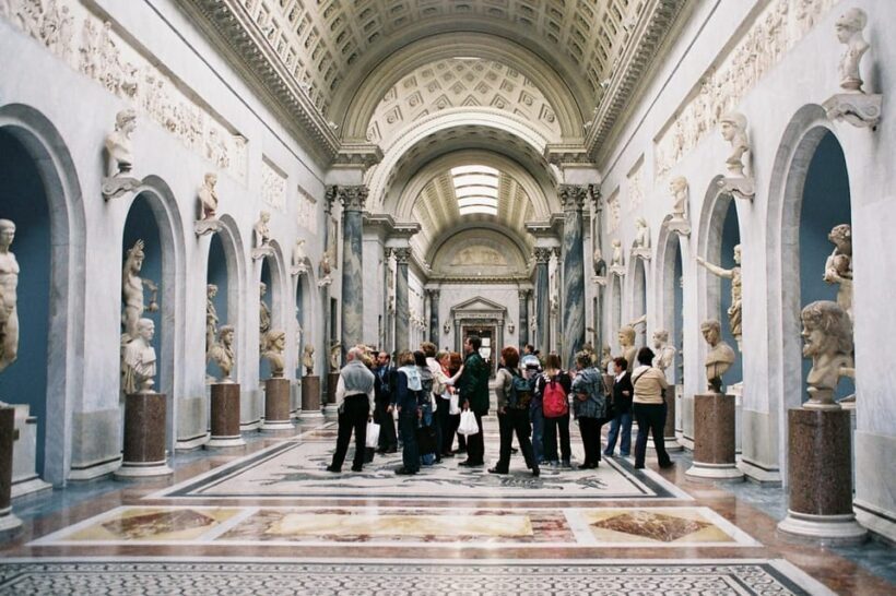 From Florence: Rome by train, Vatican Museums & Hidden Gems - FAQ