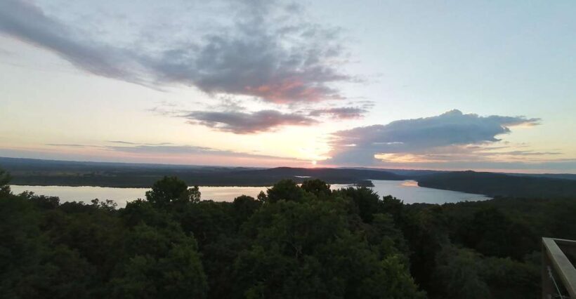 From Flores: Private Yaxha Sunset Tour Price per Group - Key Points