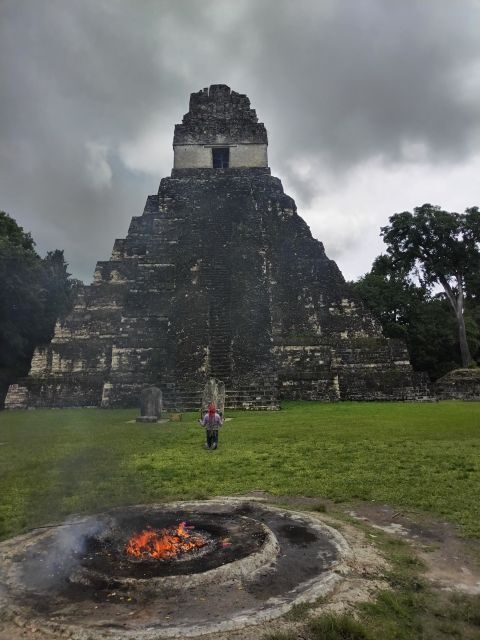 From Flores: Tikal VIP Exclusive cultural Tour All inclusive - Experience the Majesty of Tikal on a VIP All-Inclusive Tour from Flores