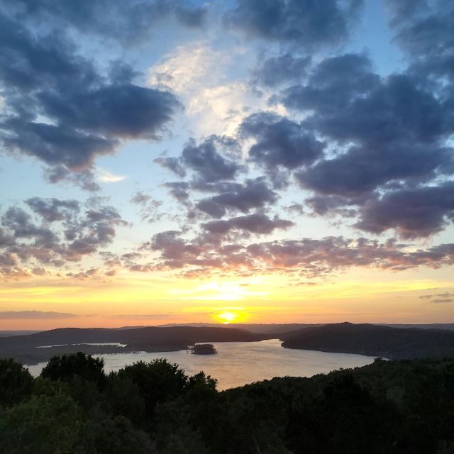 From Flores: Yaxha VIP Exclusive Cultural Tour All Inclusive - Exploring the Yaxha Tour: What You Can Expect