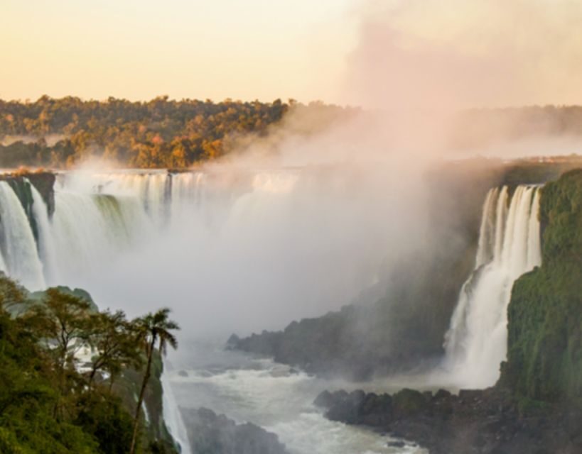 From Foz do Iguaçu: Sunrise at the Iguazu Falls - Key Points