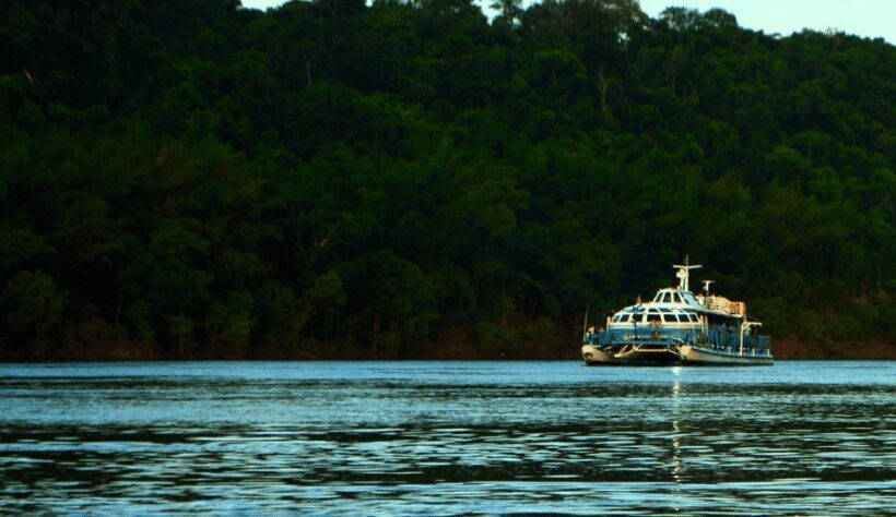 From Foz do Iguaçu: Sunset River Argentina - Key Points