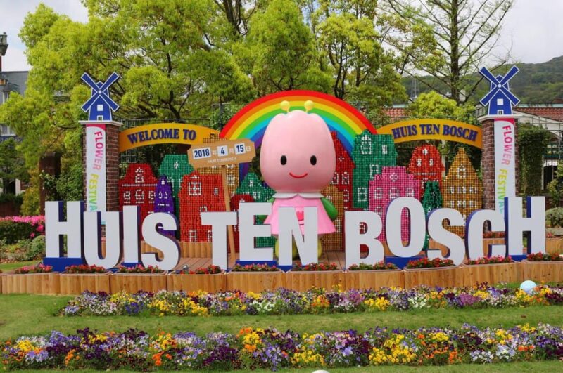 From Fukuoka: Private Day Trip to Huis Ten Bosch Theme Park - Highlights of the Park