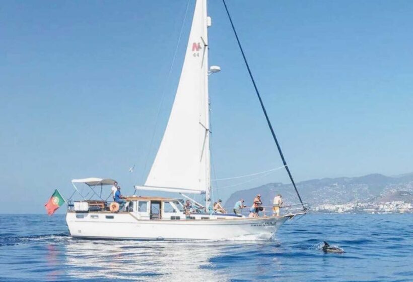 From Funchal: West Bays Sailing Tour with Lunch - FAQs