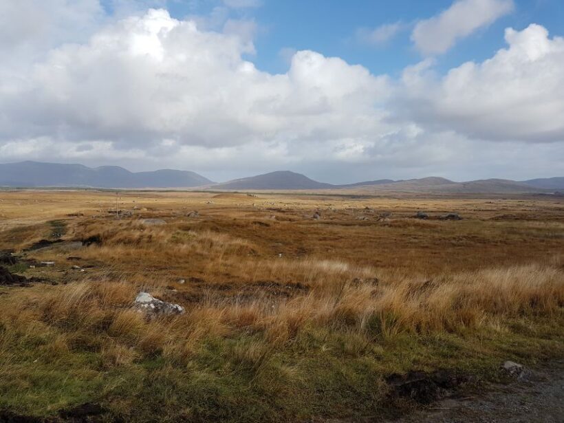From Galway: Connemara and Kylemore Abbey Day Tour - Inagh Valley and Recess: A Romantic Drive with Photo Stops