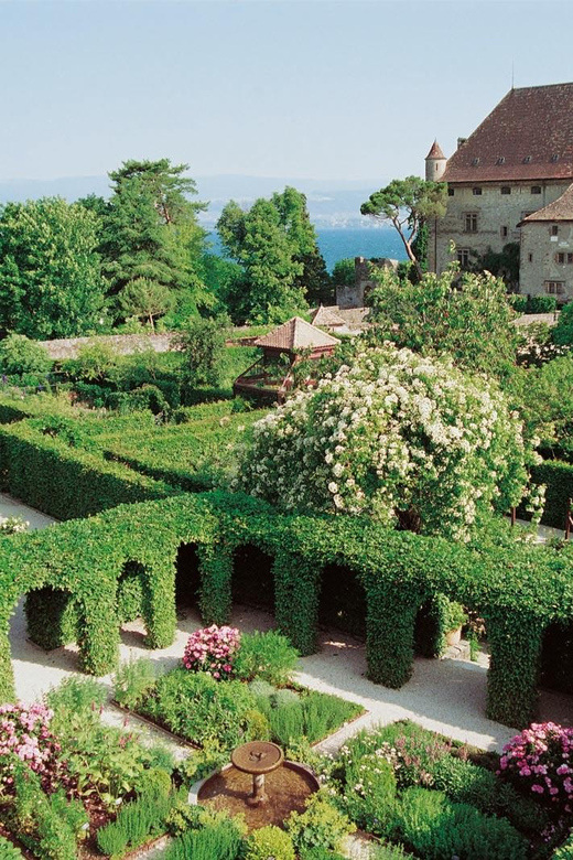 From Geneva: Half-Day Guided Excursion to Yvoire PRIVATE - Exploring the Historic Village