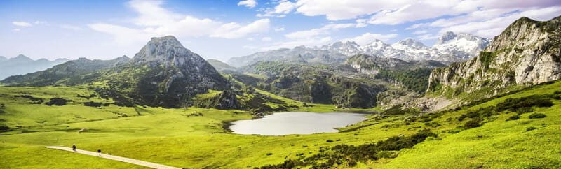 From Gijón: Covadonga, Cangas de Onís, and Lastres Day Trip - Key Points