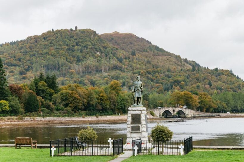 From Glasgow: Oban, Glencoe, Highland Lochs & Castles Tour - Oban: The Gateway to the Isles