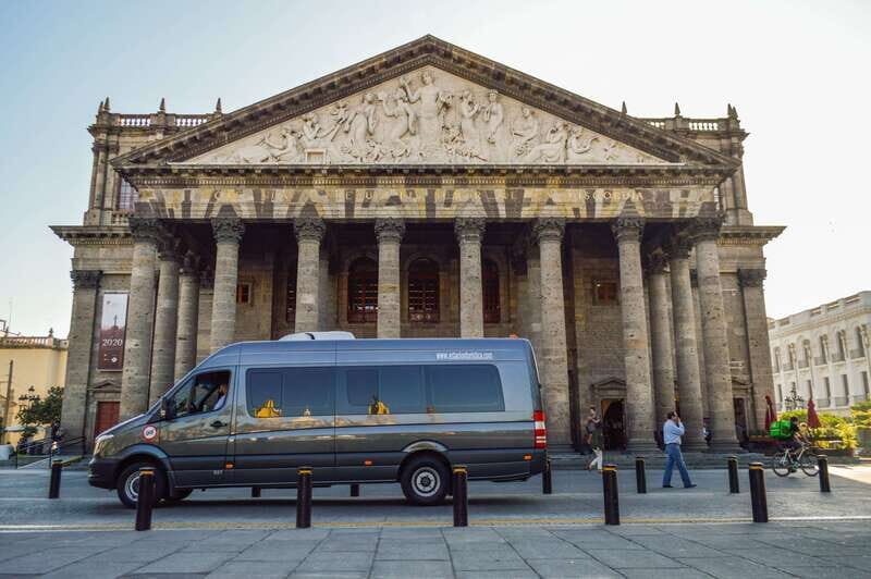 From Guadalajara: Downtown and Tlaquepaque Sightseeing Tour - Key Points