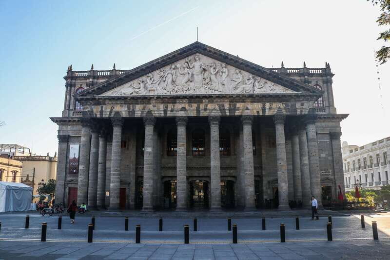 From Guadalajara: Downtown and Tlaquepaque Sightseeing Tour - Transition to Tlaquepaque